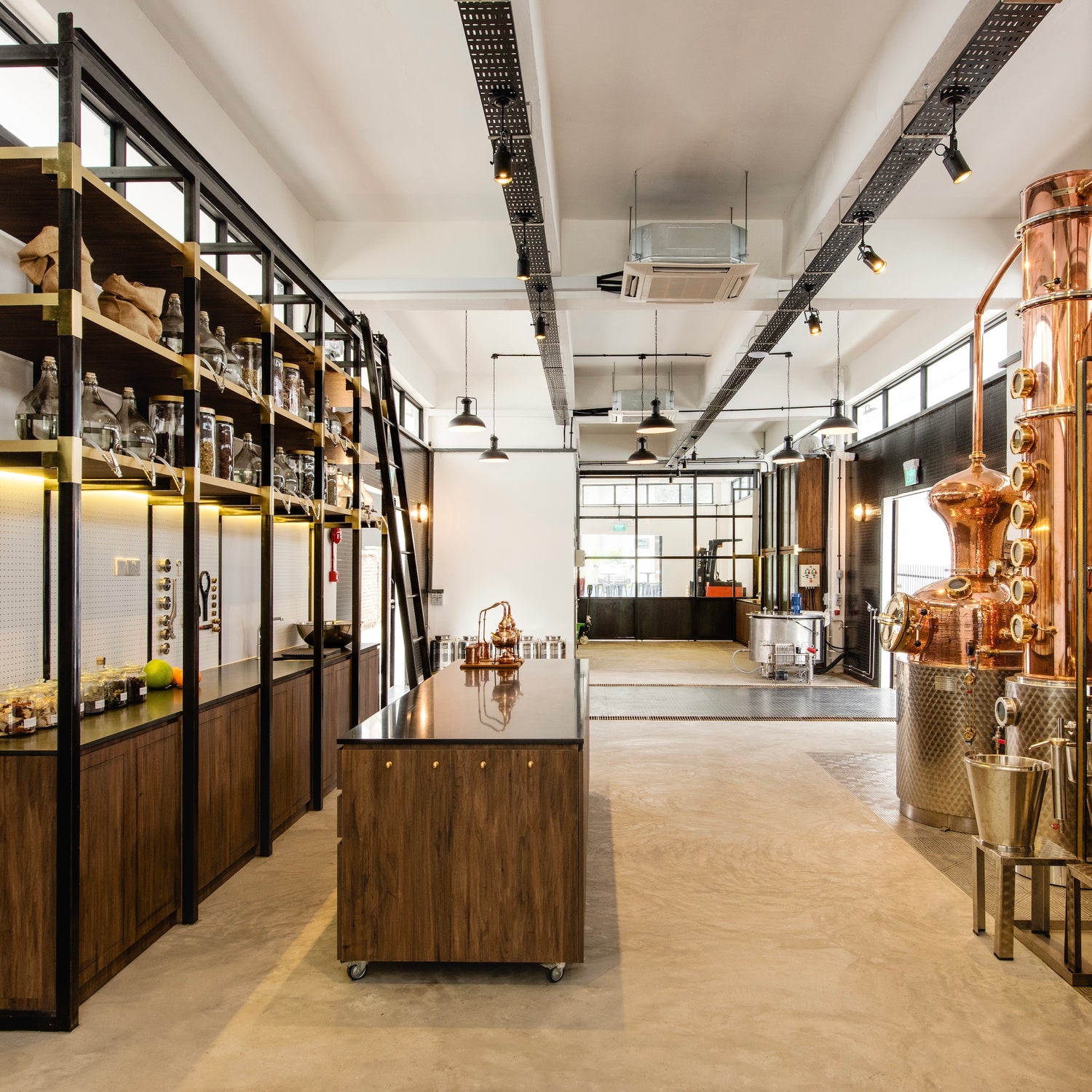 Singapore Gin Distillery Tour | Brass Lion Distillery Singapore